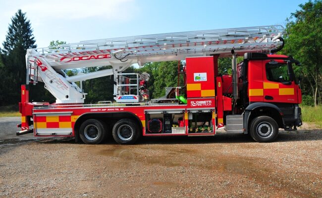 Fire Fighting Aerial Platform MODEL: ABP 3000 / TEL34 - Oil Clyde Group